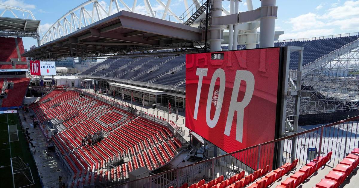 Kanađani su se zaigrali! Veliki dio gledatelja na stadionu gdje će ...