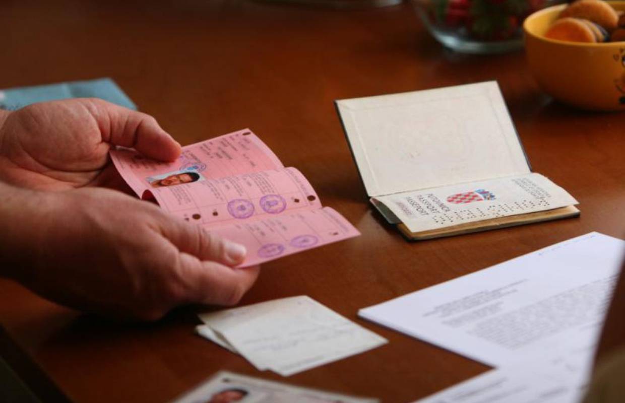 Za smrtni list na svim dokumentima mora biti isto ime | 24sata