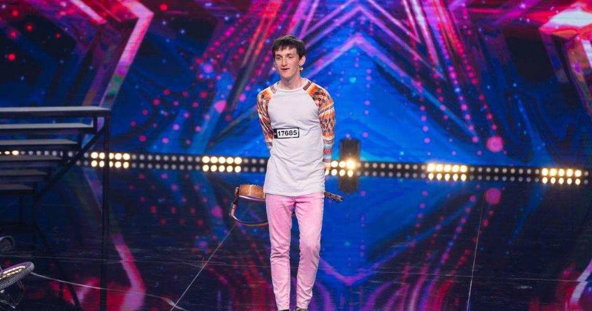 Phillip Bull je izgubio prtljagu na putu do 'Supertalenta', prije ...