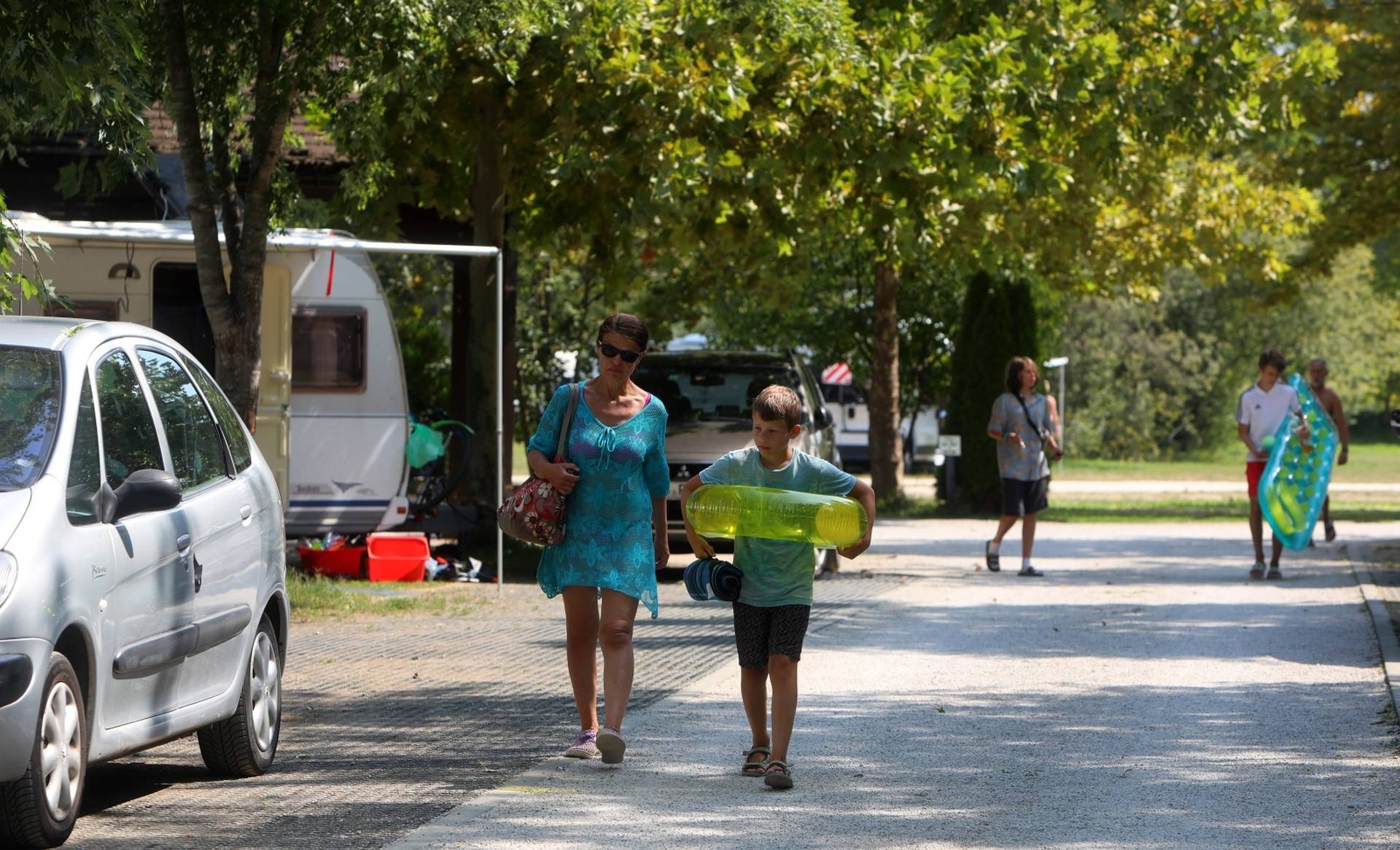 Autokamp Slapić popunjen je stranim i domaćim turistima | 24sata