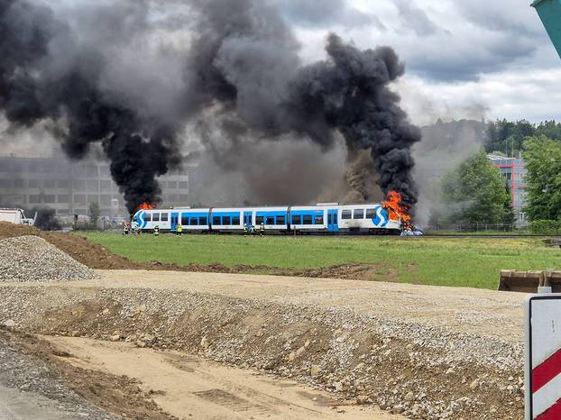 FOTO Nepalac se u Austriji zabio u vlak varaždinskim kamionom: Za dlaku smo izbjegli katastrofu ...