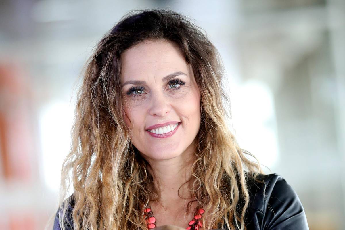 Anđa Marić: Tata mi kuha, ne mogu si sama staviti maskaru' | 24sata