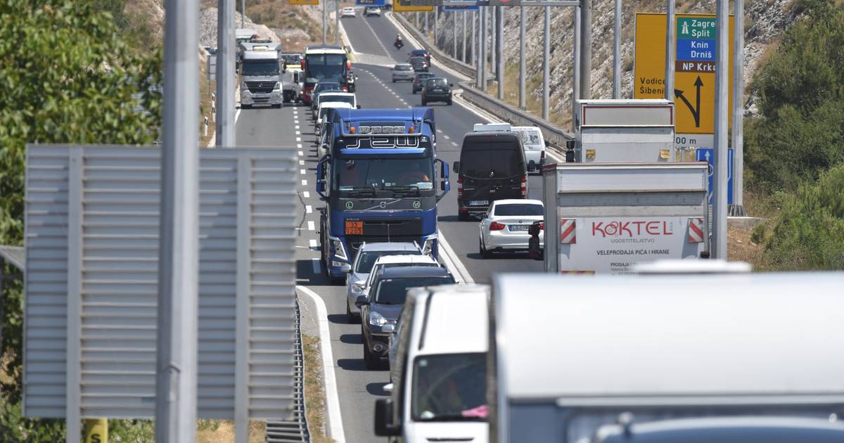 HAK: Jak vjetar otežava promet na Jadranskoj magistrali | 24sata