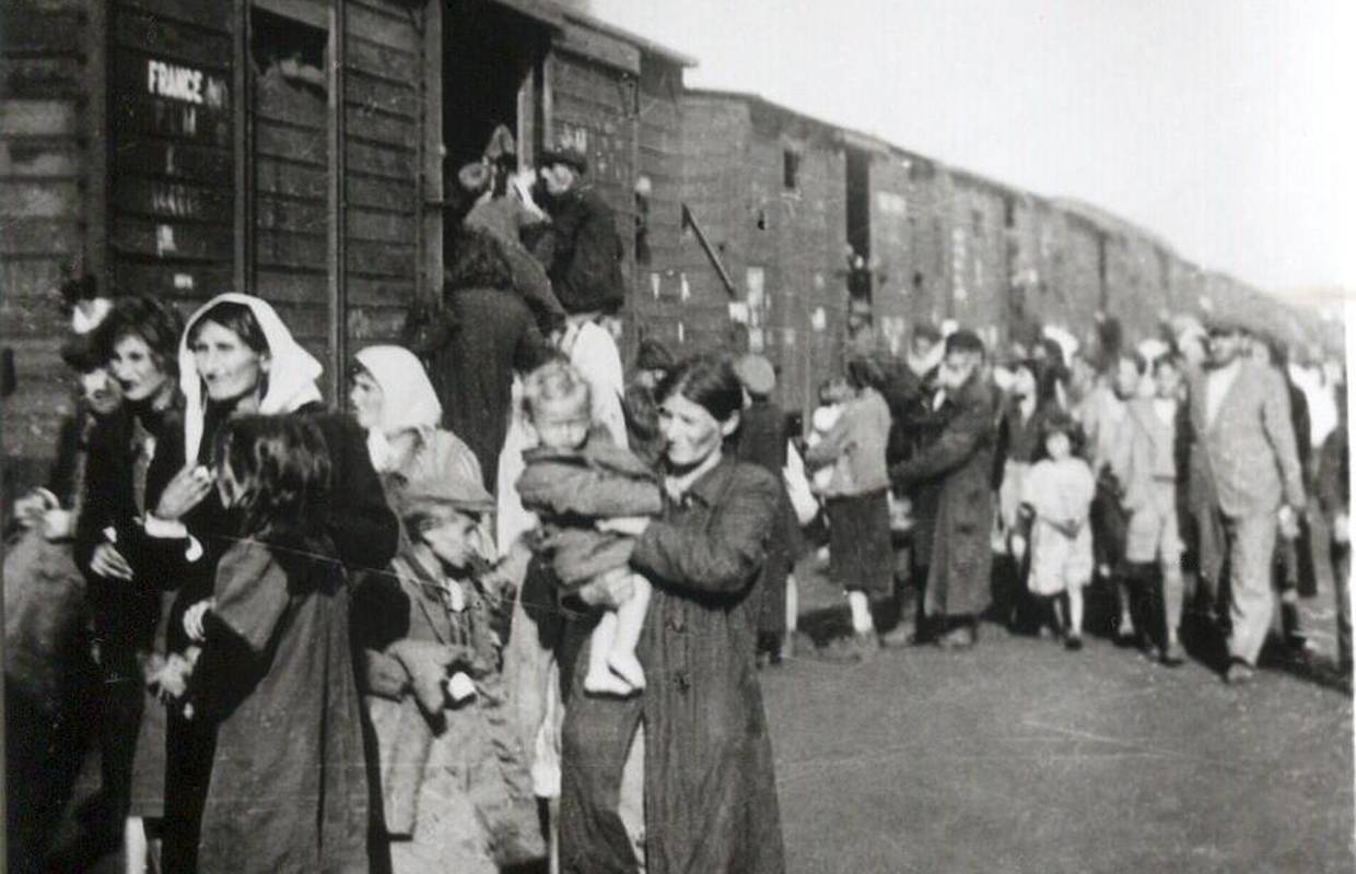 Zarobljenici zapalili naci logor: Od njih 1500, preživjelo tek 40 | 24sata