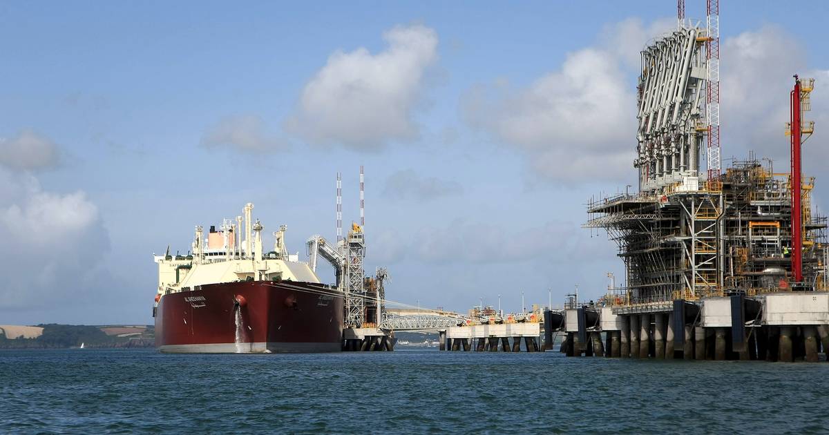 Primorsko-goranska skupština ne želi plutajući LNG terminal | 24sata