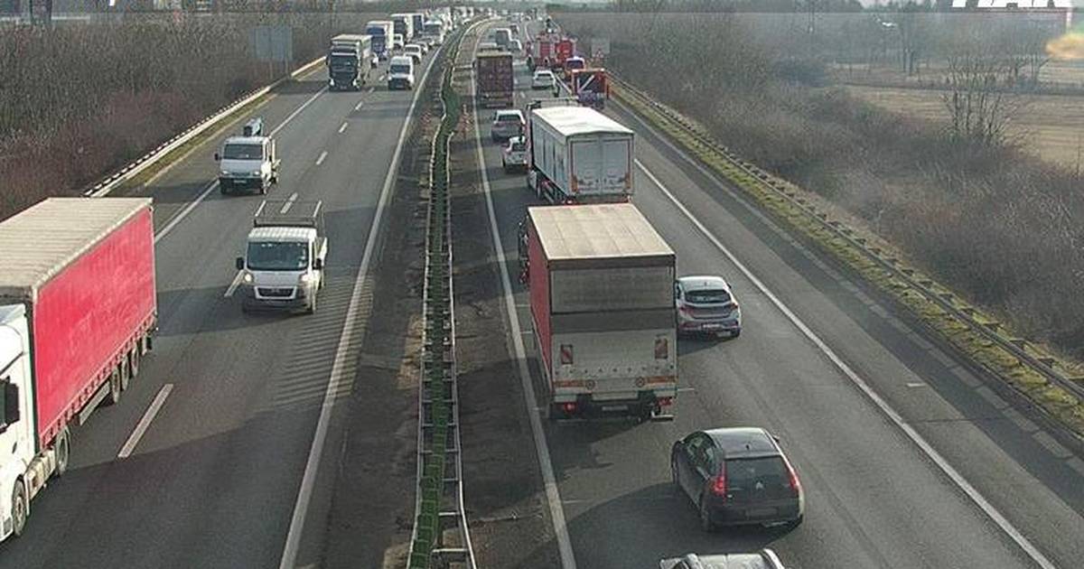 Velike gužve na zagrebačkoj obilaznici: Vozilo u kvaru i nesreća, kolona duga oko 2 km | 24sata