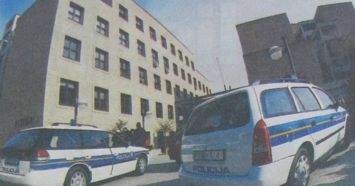 Profesor s PMF-a uključio je računalo pa aktivirao bombu | 24sata Profesor s PMF-a uključio je računalo pa aktivirao bombu | 24sata