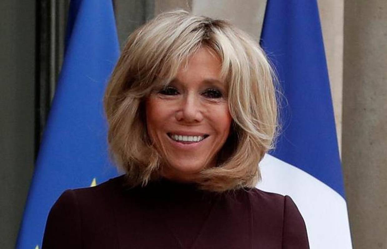 Macronova 25 godina starija žena oporavlja se od operacije | 24sata