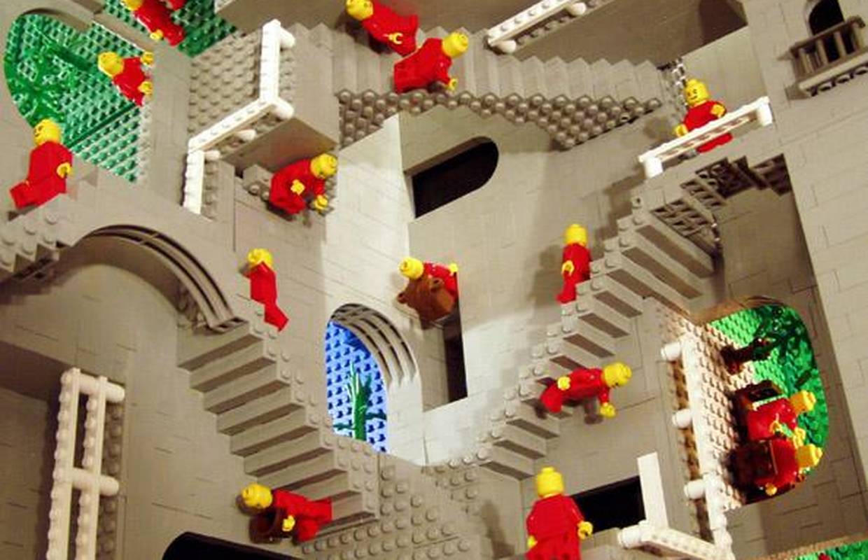 Gradi pravu kuću od Lego kocki, zapošljava radnike | 24sata