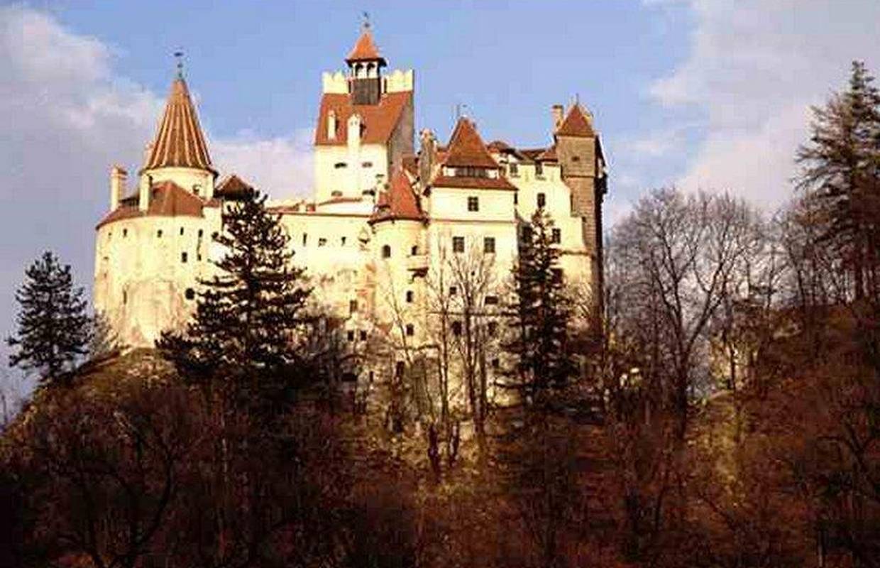 Drakulin dvorac drugi na listi najskupljih imanja | 24sata