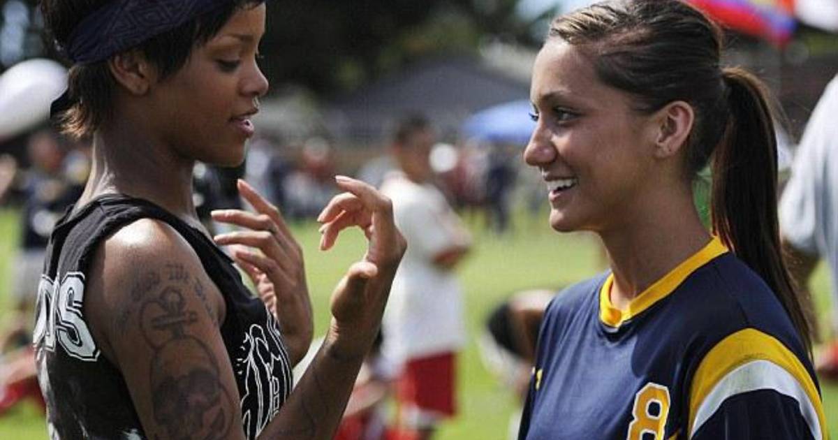 Upoznajte opaku Jackie: Ona je Rihannu naučila kako pucati | 24sata