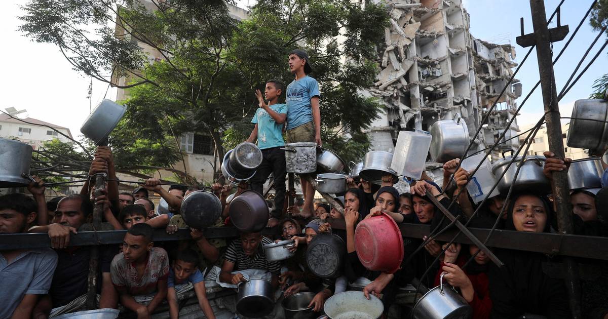 Užas u Gazi: Naoružani huškači izazvali stampedo, poginulo 20 Palestinaca koji su čekali hranu ...