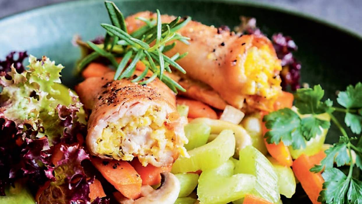 Jednostavne pureće rolice s feta sirom za brzi ljetni ručak | 24sata