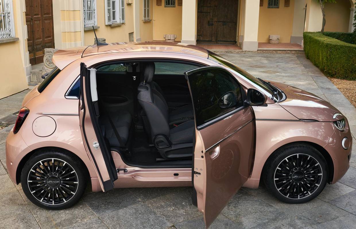 Novi Fiat 500 dobio neobičnu izvedbu s troja bočna vrata | 24sata