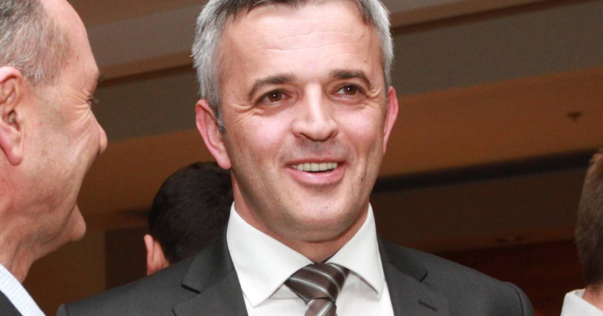 Mladen Pavić: U zadnja tri dana Petrinja dobila 80 kontejnera | 24sata