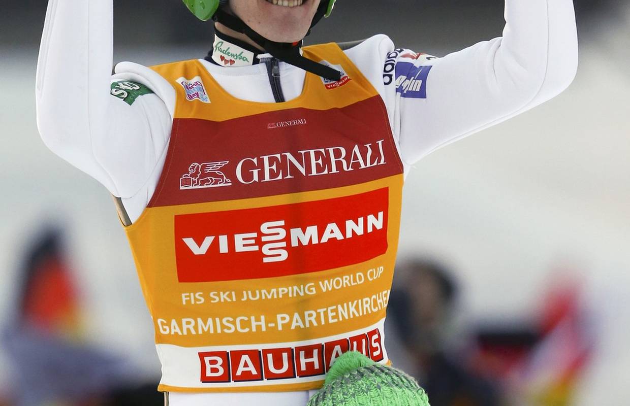 Leti, leti Peter Prevc: Slovenac je skočio najdalje u Garmischu | 24sata