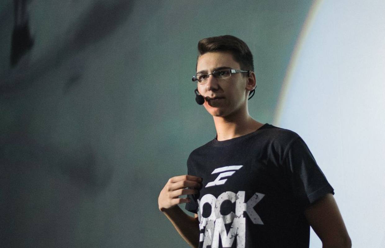 Na petom Dječjem festivalu će nastupiti i YouTuber Dex Rock | 24sata