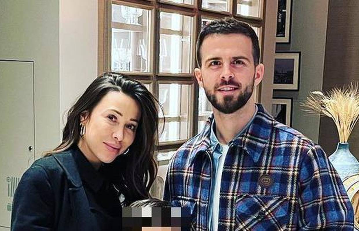 Miralem Pjaniće supruga Josepha Pjanić fotkom iz mlađih dana čestitala ...