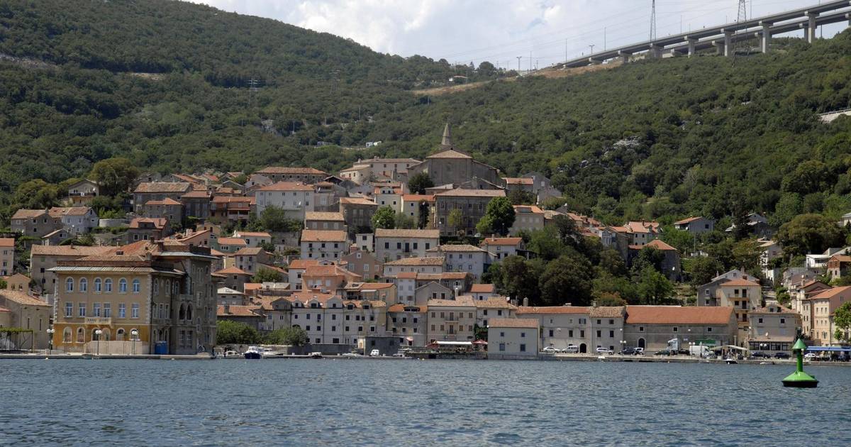 Dovršeno uređenje dijela obalnog područja u Bakru | 24sata