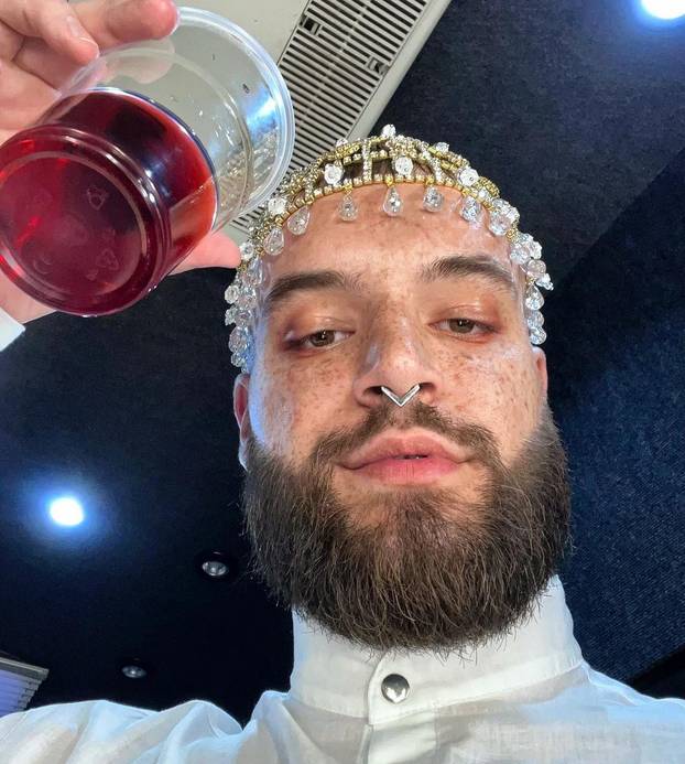 Tko je pjevač Nucci na čijem nastupu se pucalo? Njegov hit Automatti ...