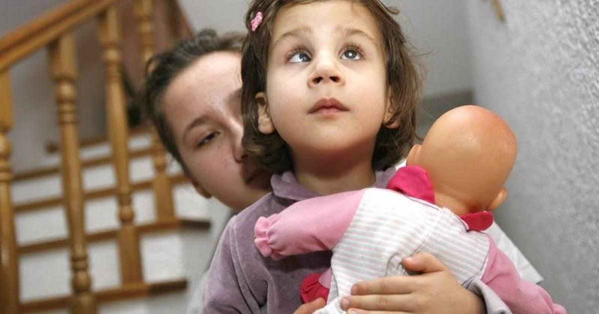 Skupili novac: Velika vam hvala za našu malu Rebeku | 24sata Skupili novac: Velika vam hvala za našu malu Rebeku | 24sata