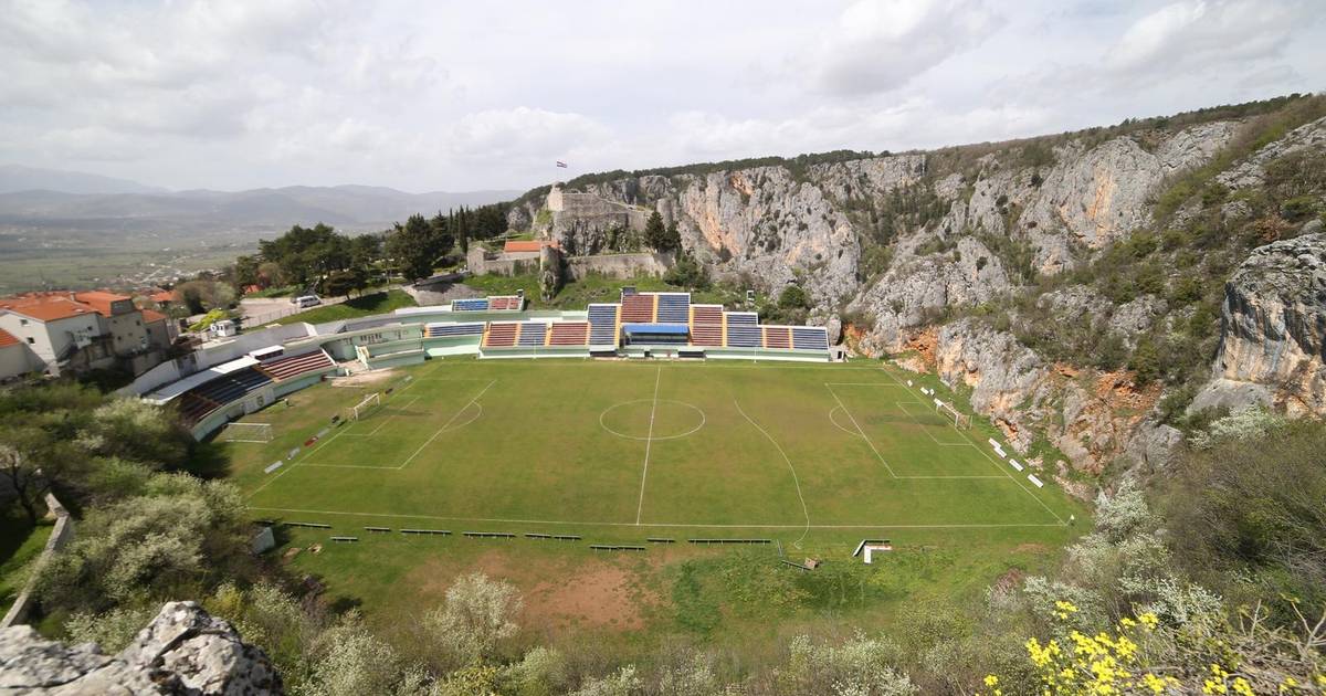 NK Imotski pustio 'Dinamo ja volim' na turniru, DPH Imotski ga napao ...