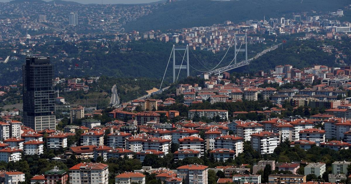 Magnitude 5.7: Potres zatresao Istanbul, tresle su se zgrade | 24sata