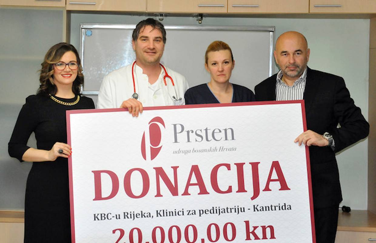 Udruga donirala riječkoj Klinici za pedijatriju 20.000 kuna | 24sata