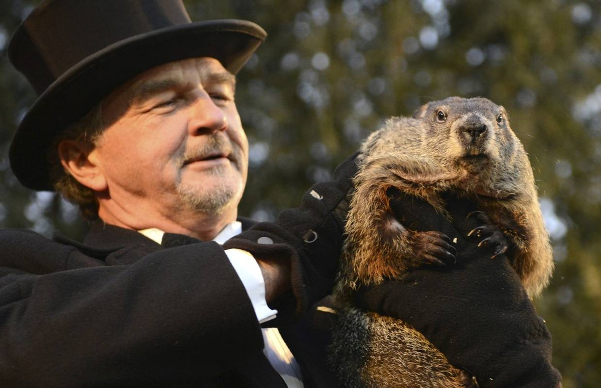 Svizac Phil izašao iz brloga i najavio rano proljeće | 24sata