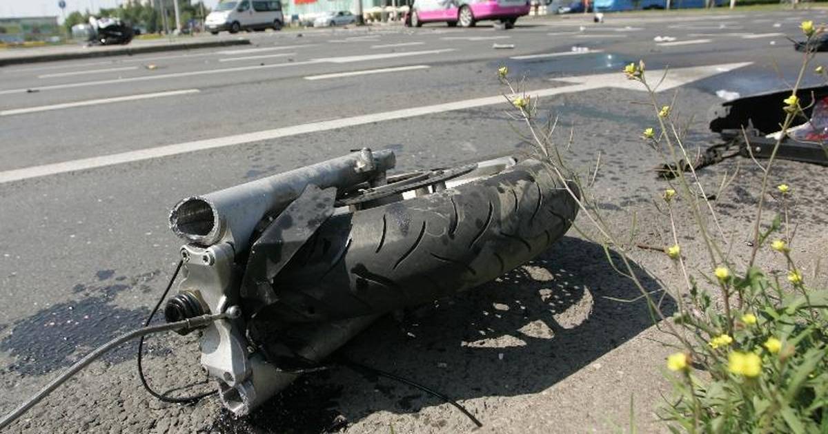 Motociklist pao na cestu, umro je u bolnici u Gospiću | 24sata Motociklist pao na cestu, umro je u bolnici u Gospiću | 24sata