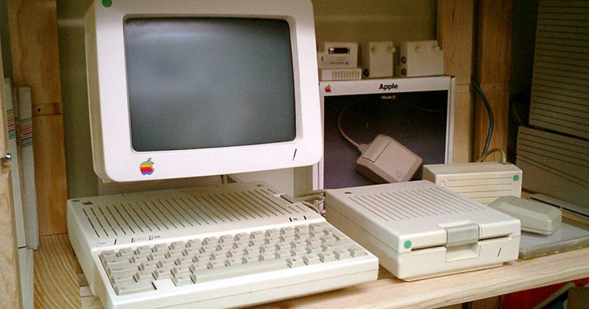 Apple 1984. predstavio svoje prvo "prijenosno" računalo | 24sata